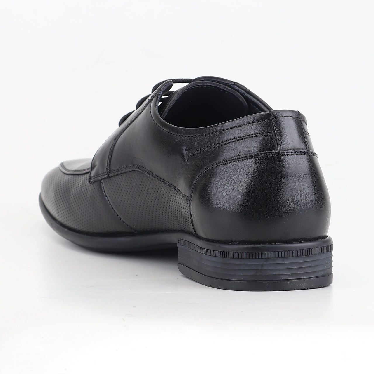 Red Chief Black Formal Shoes for Men | Premium Genuine Leather – Redchief